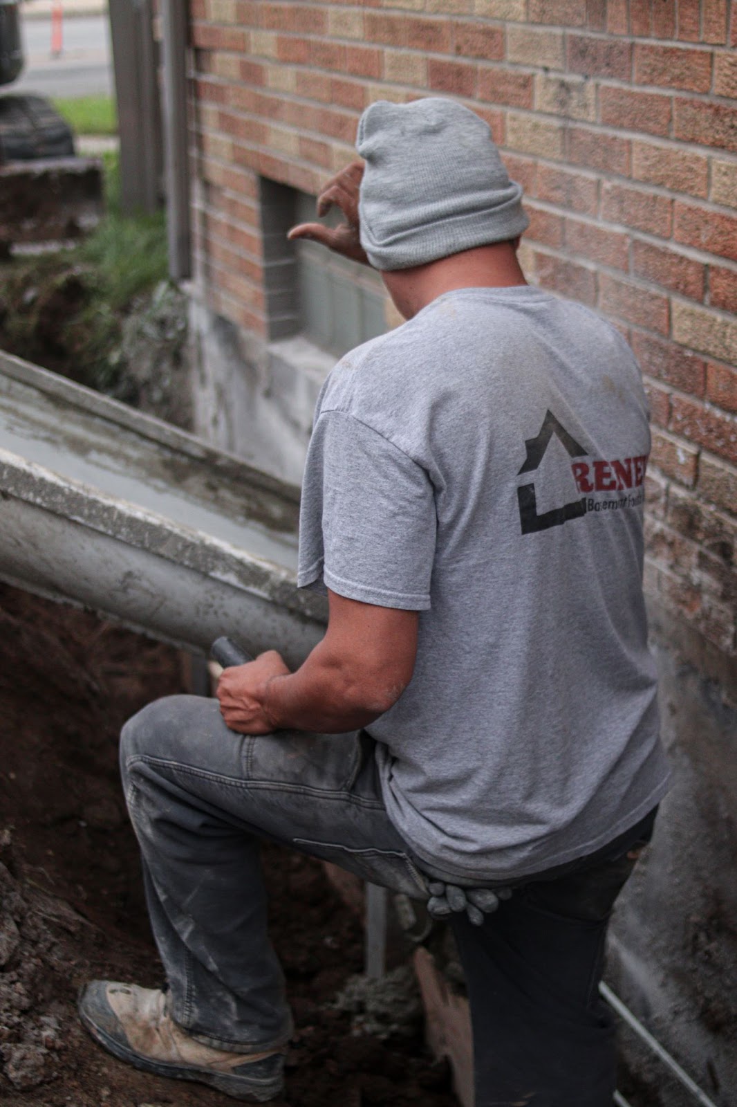 Foundation Repair in Milwaukee | Renew Basement Foundation